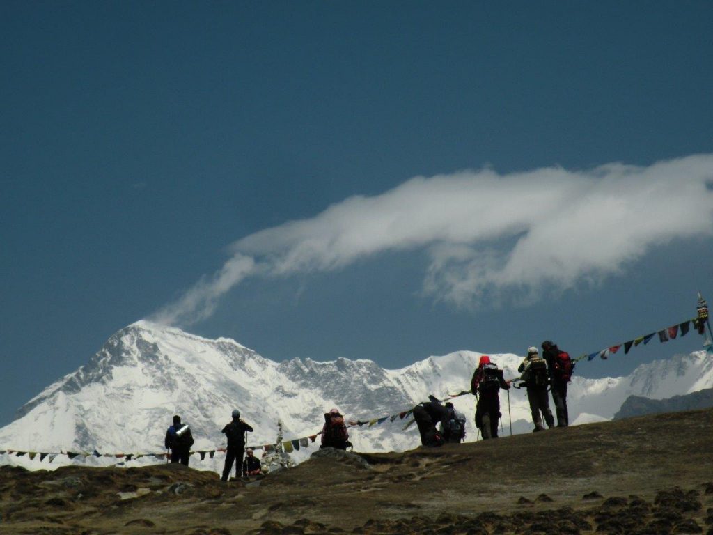 Praticar trekking pelo mundo: Conheça as melhores trilhas | Blog Venturas